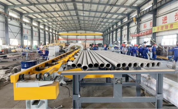 Integrated Cutting And Beveling Machine Pipe Preparation Line